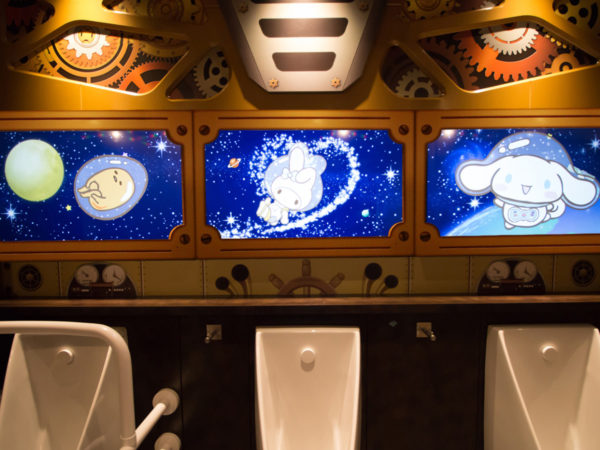 プロジェクションマッピングをつかった仕掛けも！サンリオピューロランド ディスカバリープラザのトイレリニューアル